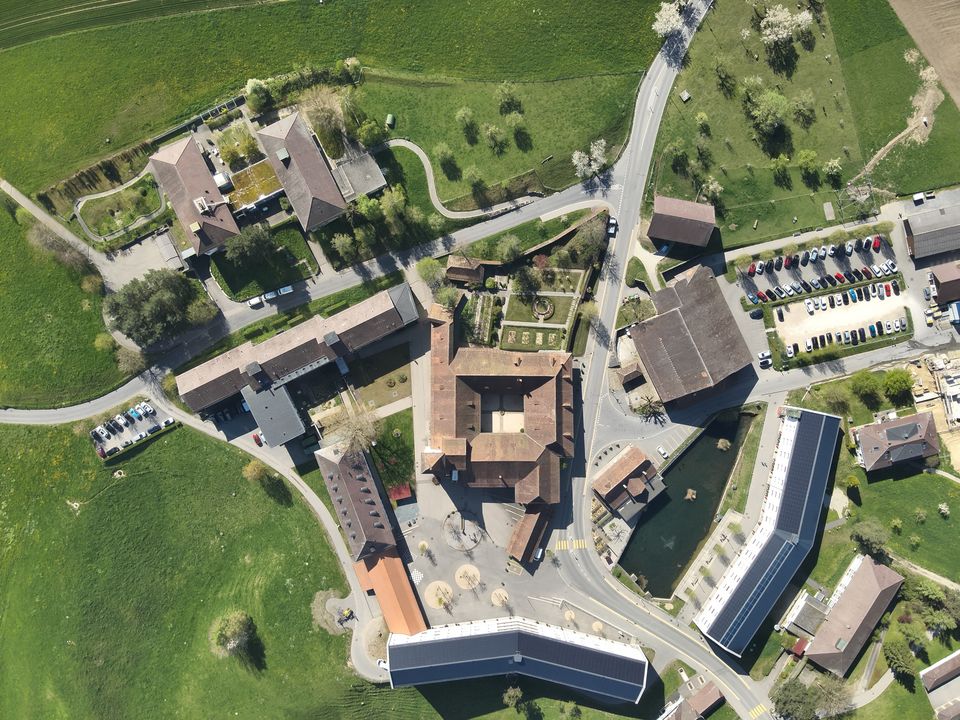 Wohn- und Pflegeheim in Frienisberg – üses Dorf | Frienisberg - üses Dorf